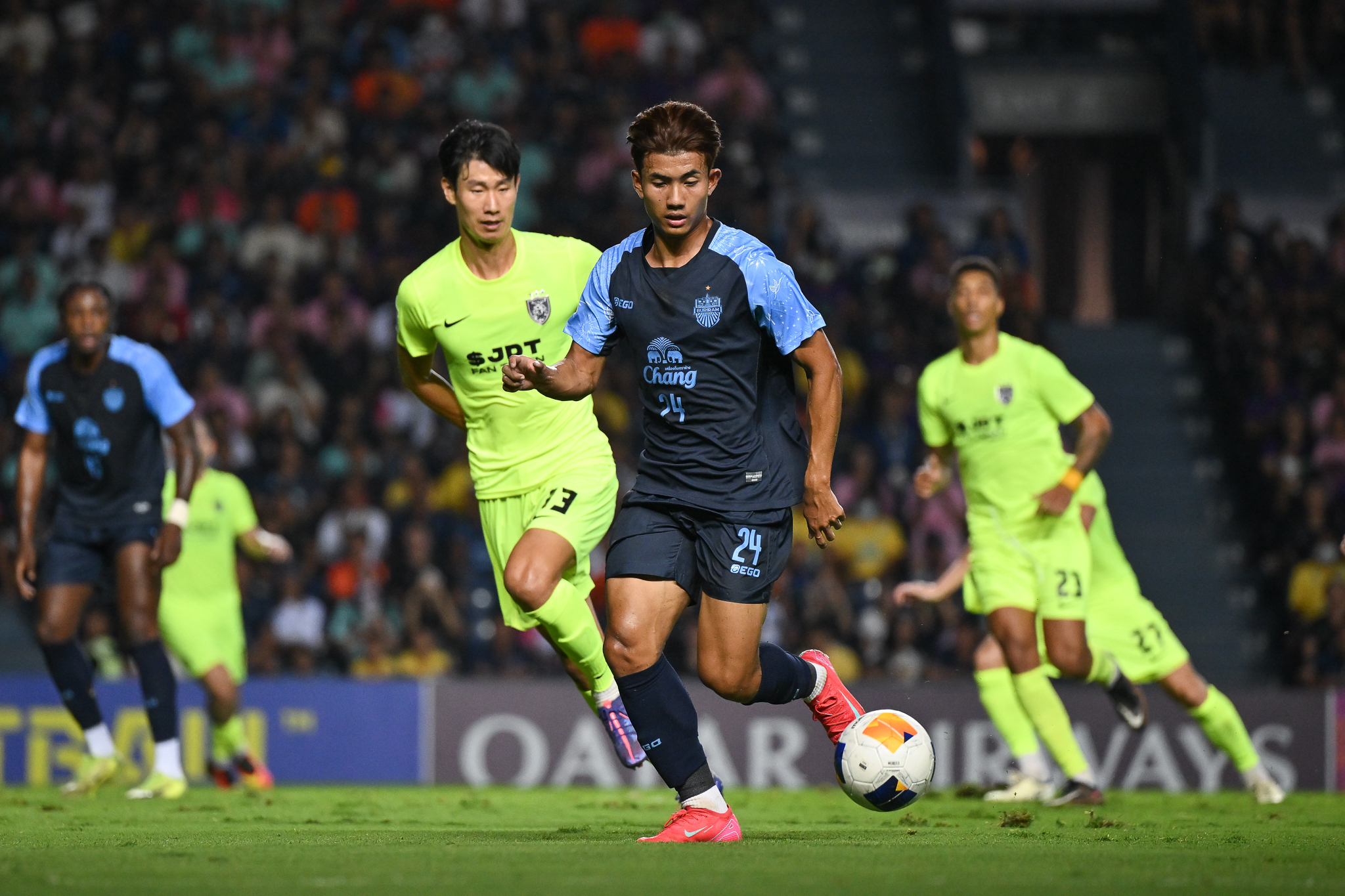 Buriram United › ปราสาทสายฟ้า ยังกิน เสือใต้ ไม่ลง เจ๊ากันไร้สกอร์ ACLE 16 ทีม นัดแรก